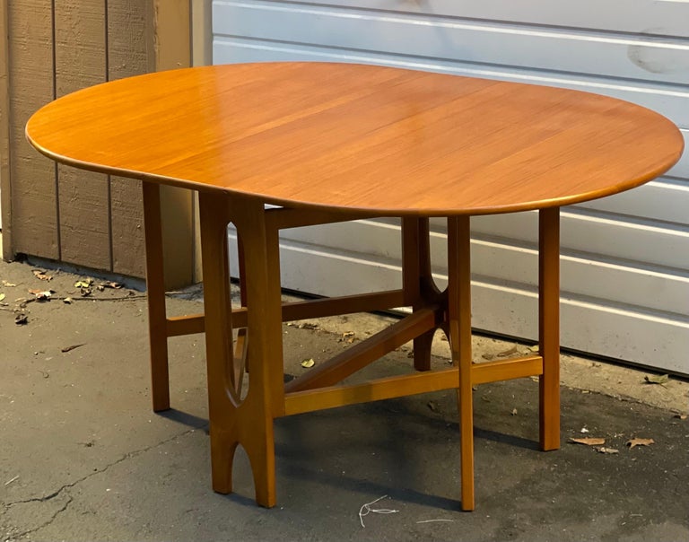 Vintage Mid Century Modern Gate-leg Dining Table, UK Import For Sale at ...