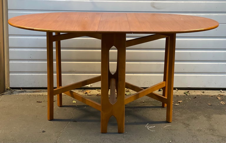 Vintage Mid Century Modern Gate-leg Dining Table, UK Import For Sale at ...