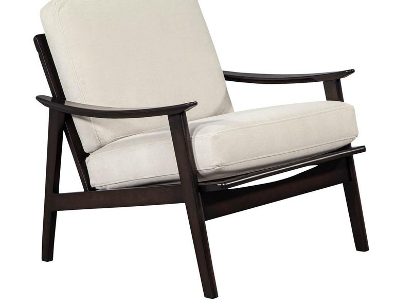 Vintage Mid-Century Modern Lounge Chair at 1stDibs