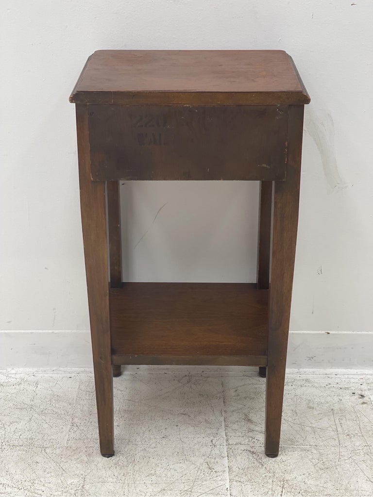 Vintage Mid Century Modern Table Dovetail Drawers For Sale at 1stDibs