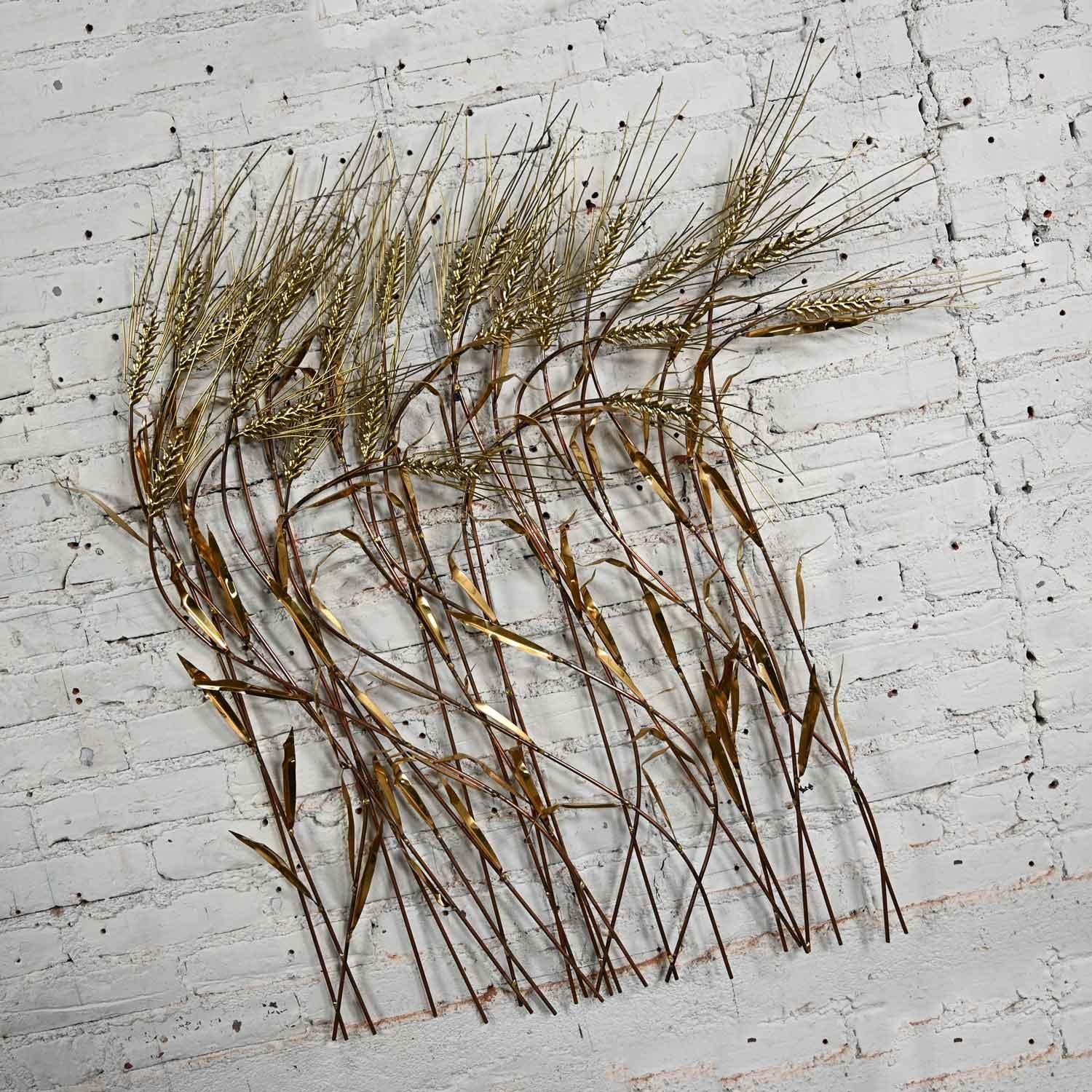 Vintage Mid-Century Modern to Modern Gold Wheat Wall Hanging Style of C ...