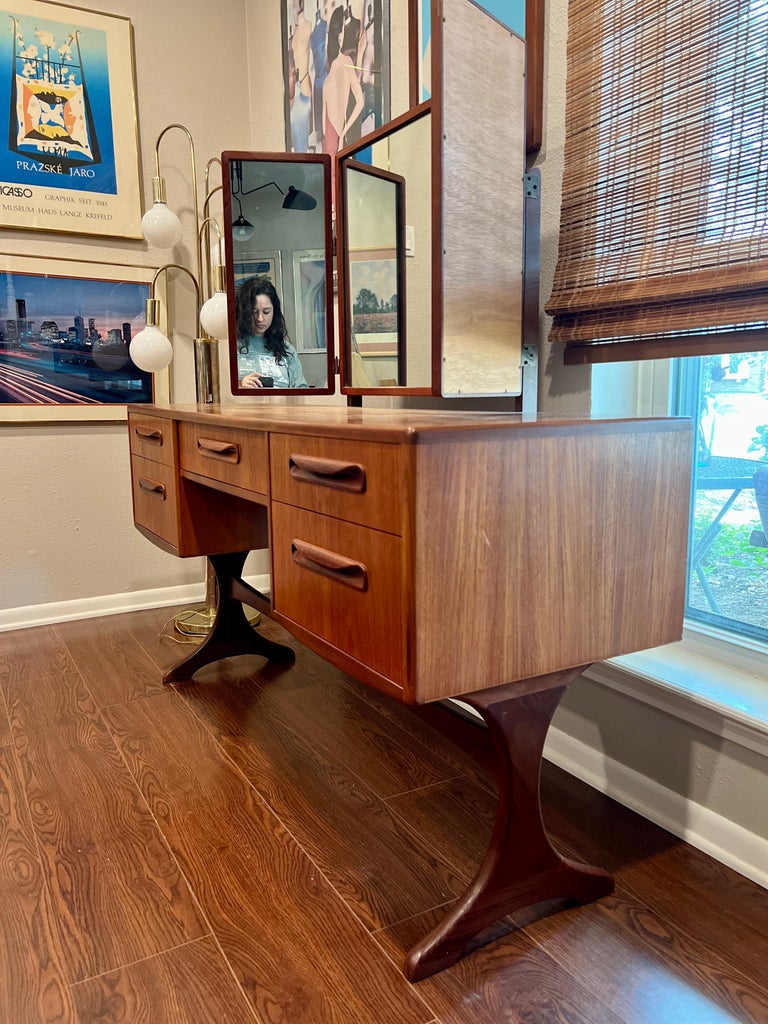 Vintage Mid-Century Modern Vanity / Desk by G-Plan, Part of Their ...