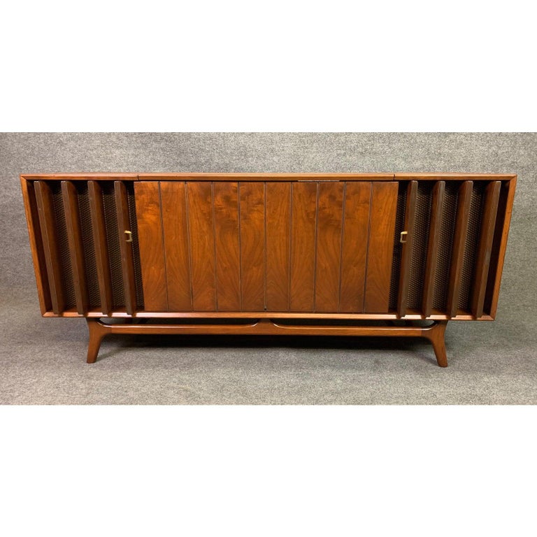 Vintage Mid-Century Modern Walnut Stereo Console Credenza by Zenith at ...