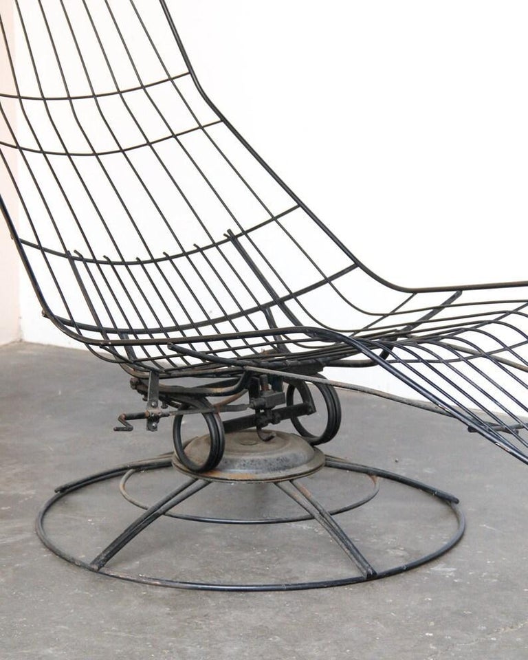 Vintage Mid Century Wire Banana "Siesta" Lounge Chair by Homecrest ...