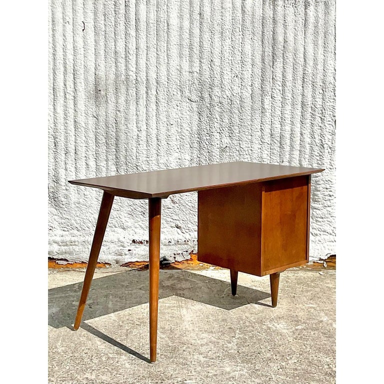 Vintage Midcentury Paul McCobb Planners Group Desk For Sale at 1stDibs