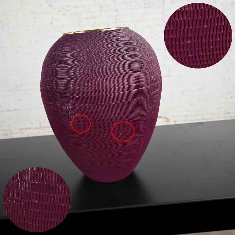 Vintage Modern Aubergine Corrugated Cardboard Urn Floor Vase Style Van ...