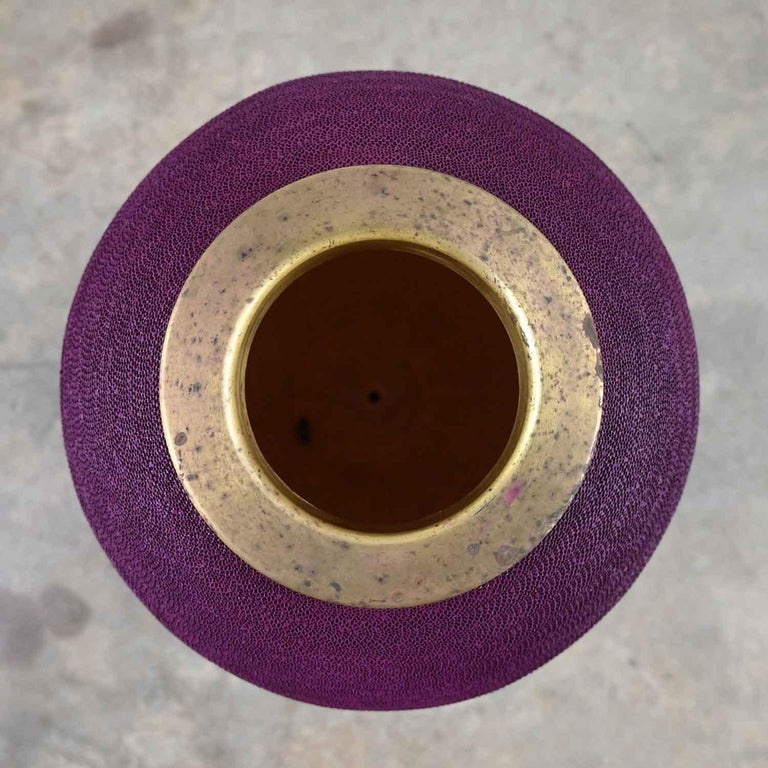 Vintage Modern Aubergine Corrugated Cardboard Urn Floor Vase Style Van ...