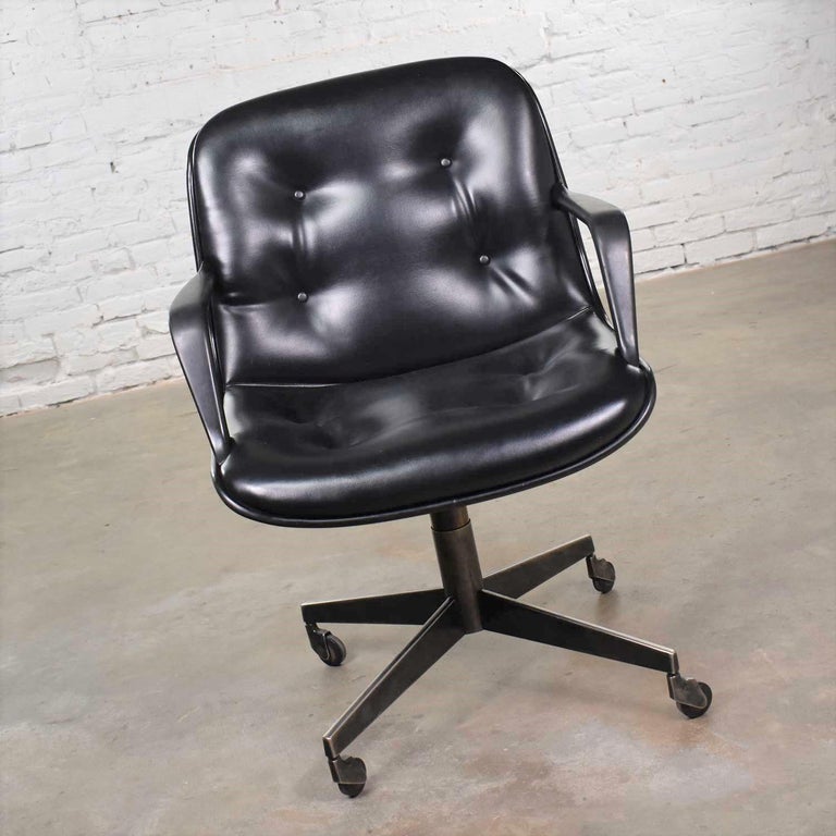 Vintage Modern Black Vinyl Faux Leather Steelcase 451 Office Chair ...