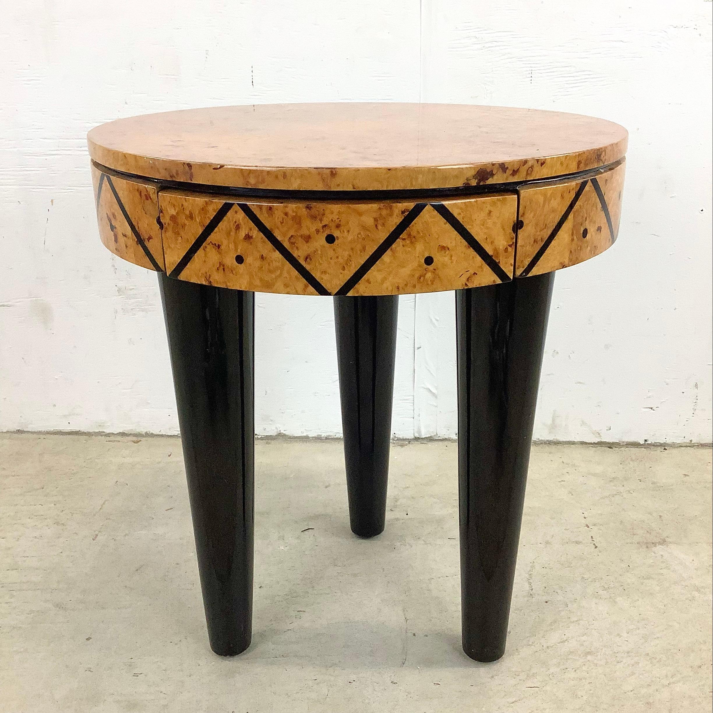 Vintage Modern End Table For Sale at 1stDibs