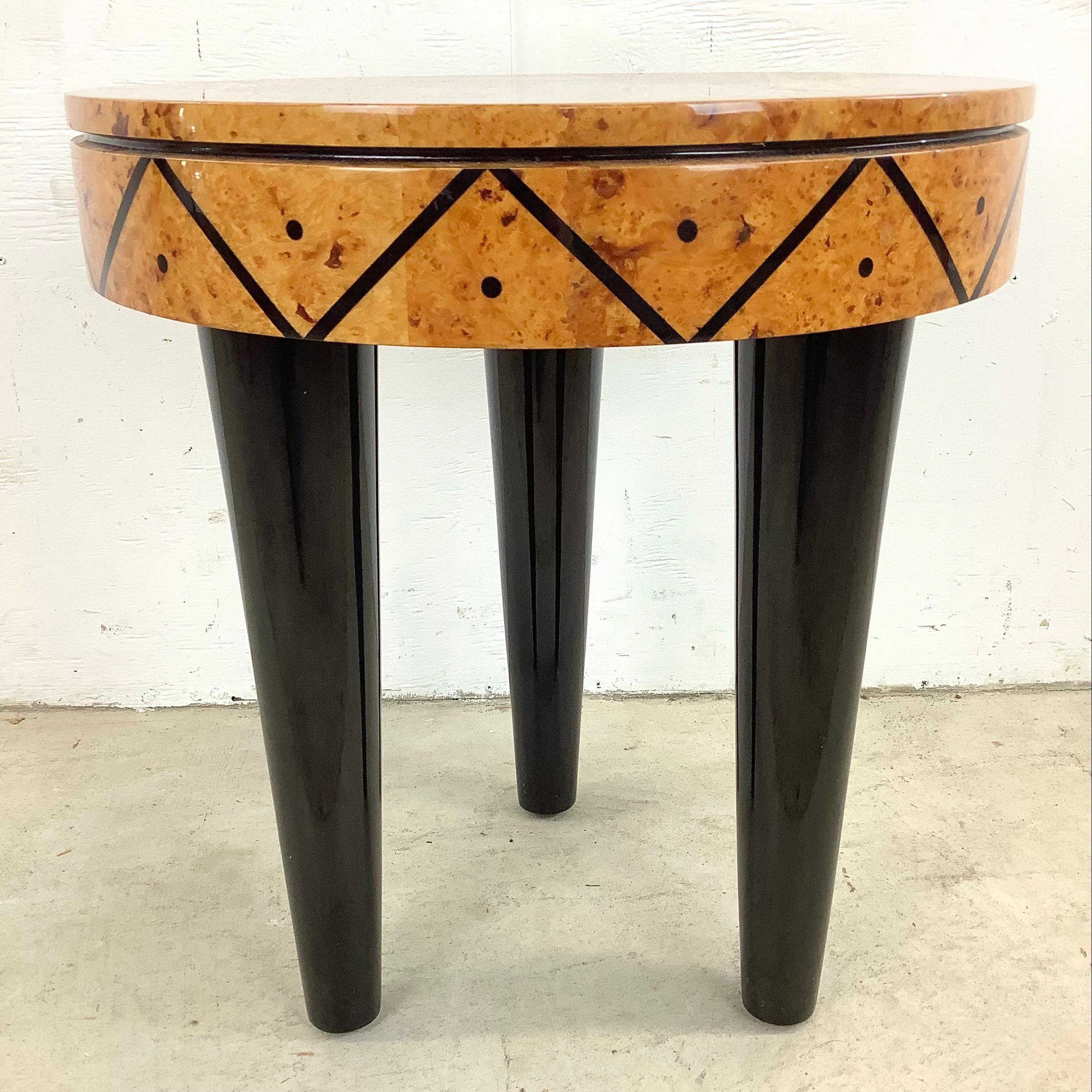 Vintage Modern End Table For Sale at 1stDibs