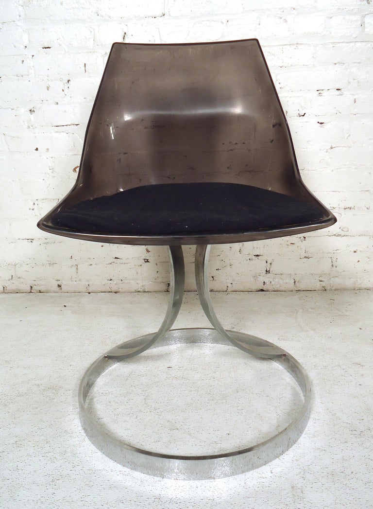 Vintage Modern Italian Lucite Chair For Sale at 1stDibs