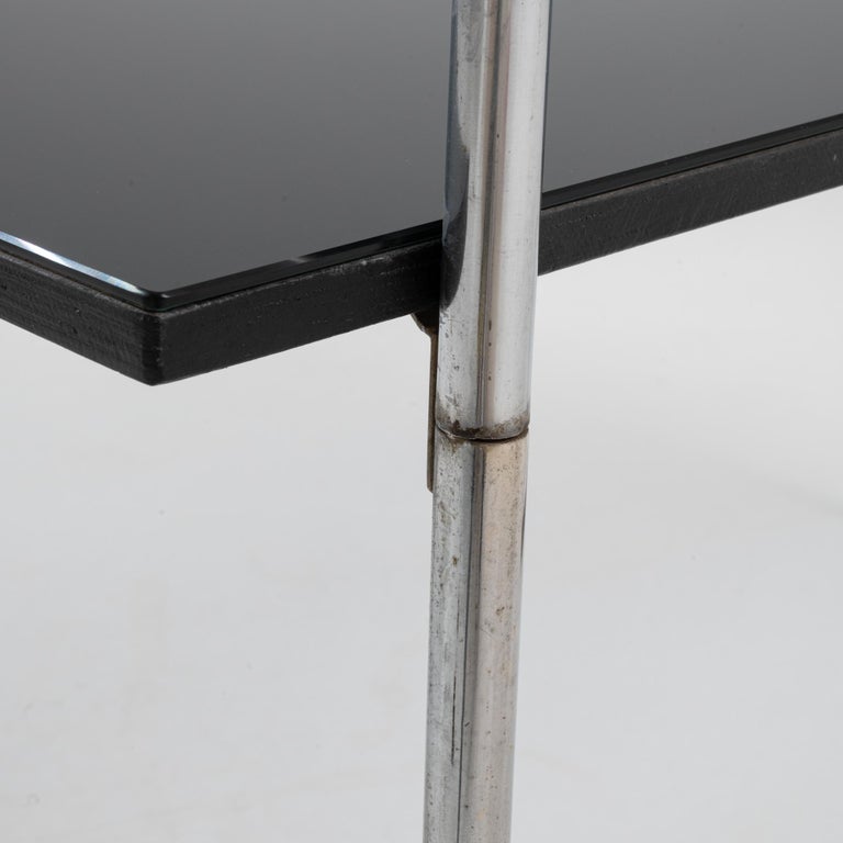 Vintage Modern Tubular Steel Side Table For Sale at 1stDibs