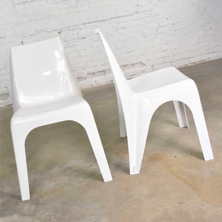 Vintage Modern White Molded Plastic Chairs Style of Kartell 4850 by ...