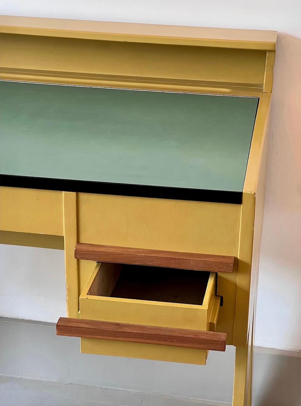 Vintage modernist desk For Sale at 1stDibs