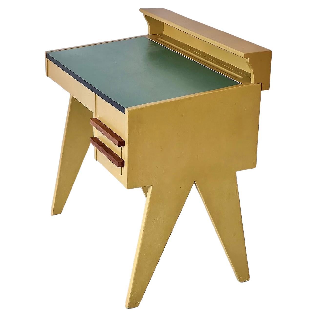 Vintage modernist desk For Sale at 1stDibs