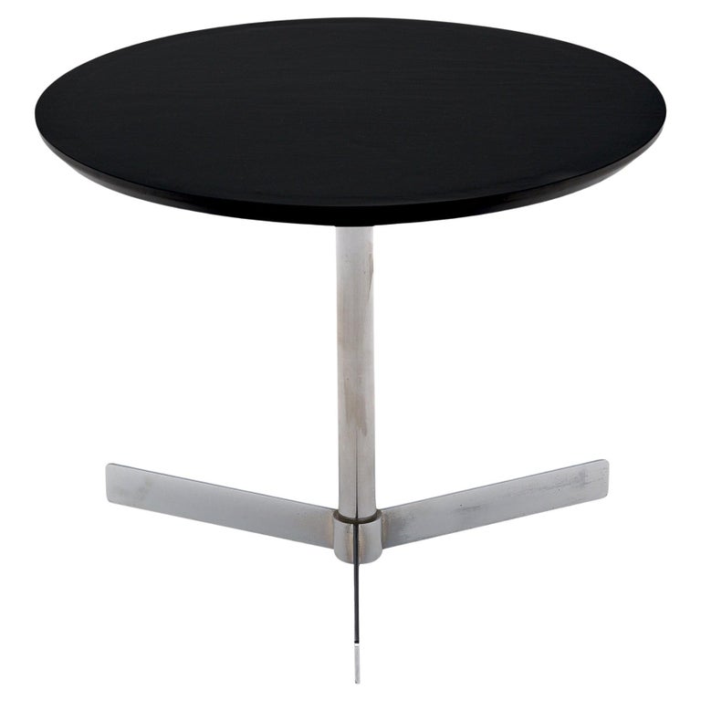 Vintage Modernist Side Table For Sale at 1stDibs