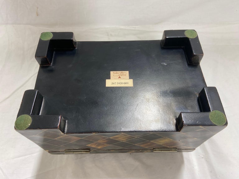 Vintage Modernist Style Tessellated Horn Lidded Box by Sigma Taste ...