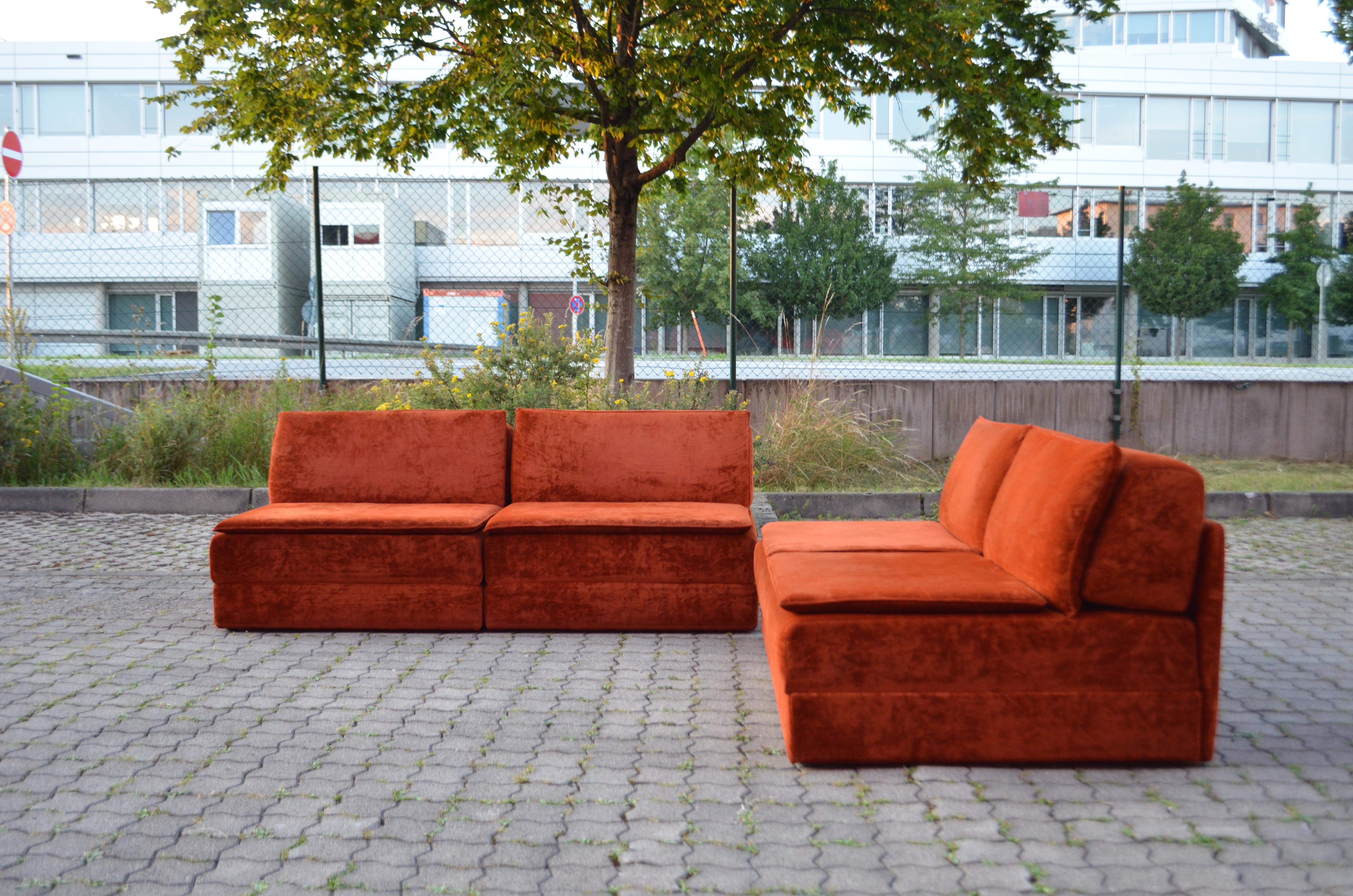 Vintage Modular oxred coral red 1970s Sofa Daybed For Sale at 1stDibs