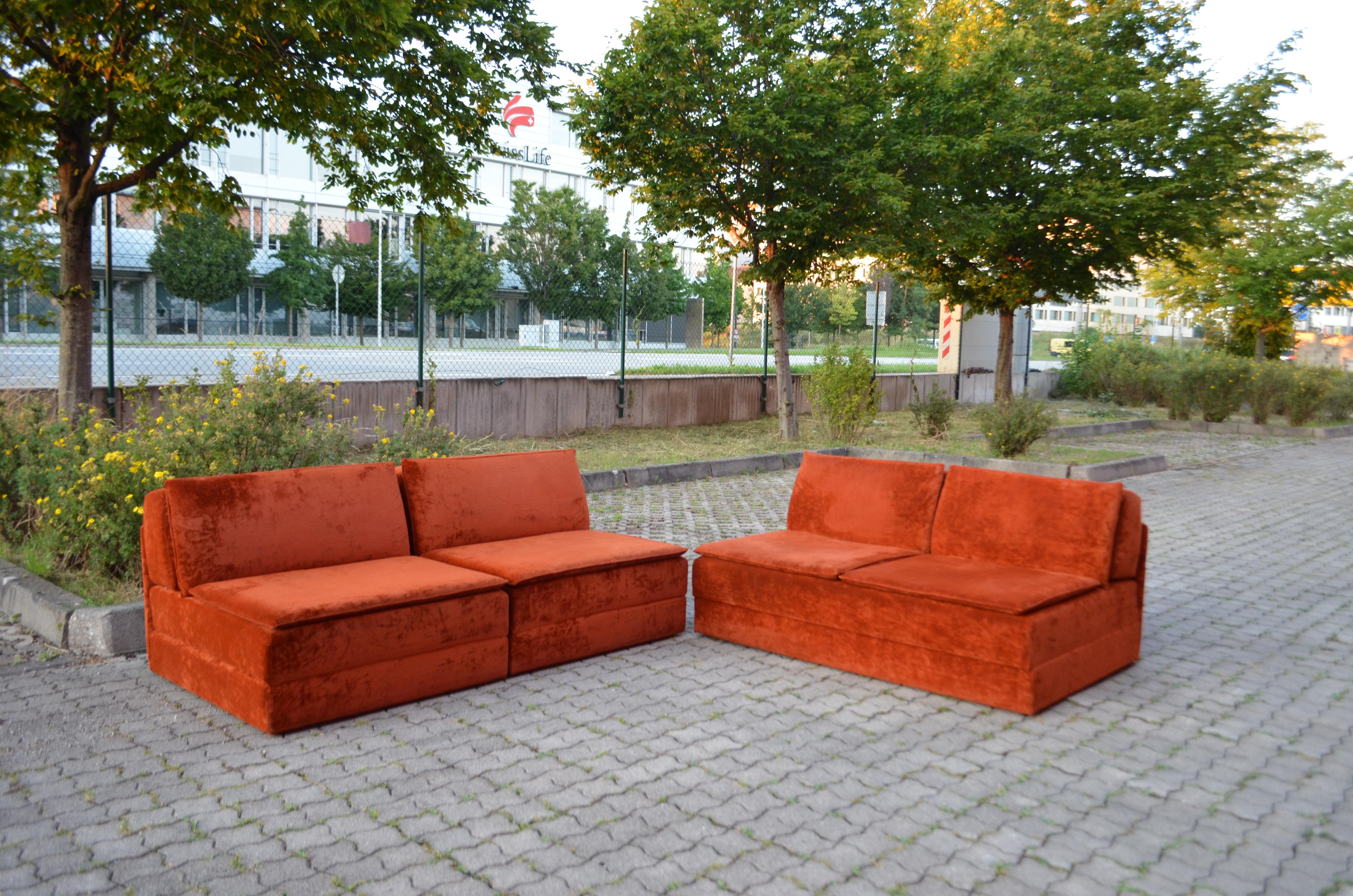 Vintage Modular oxred coral red 1970s Sofa Daybed For Sale at 1stDibs