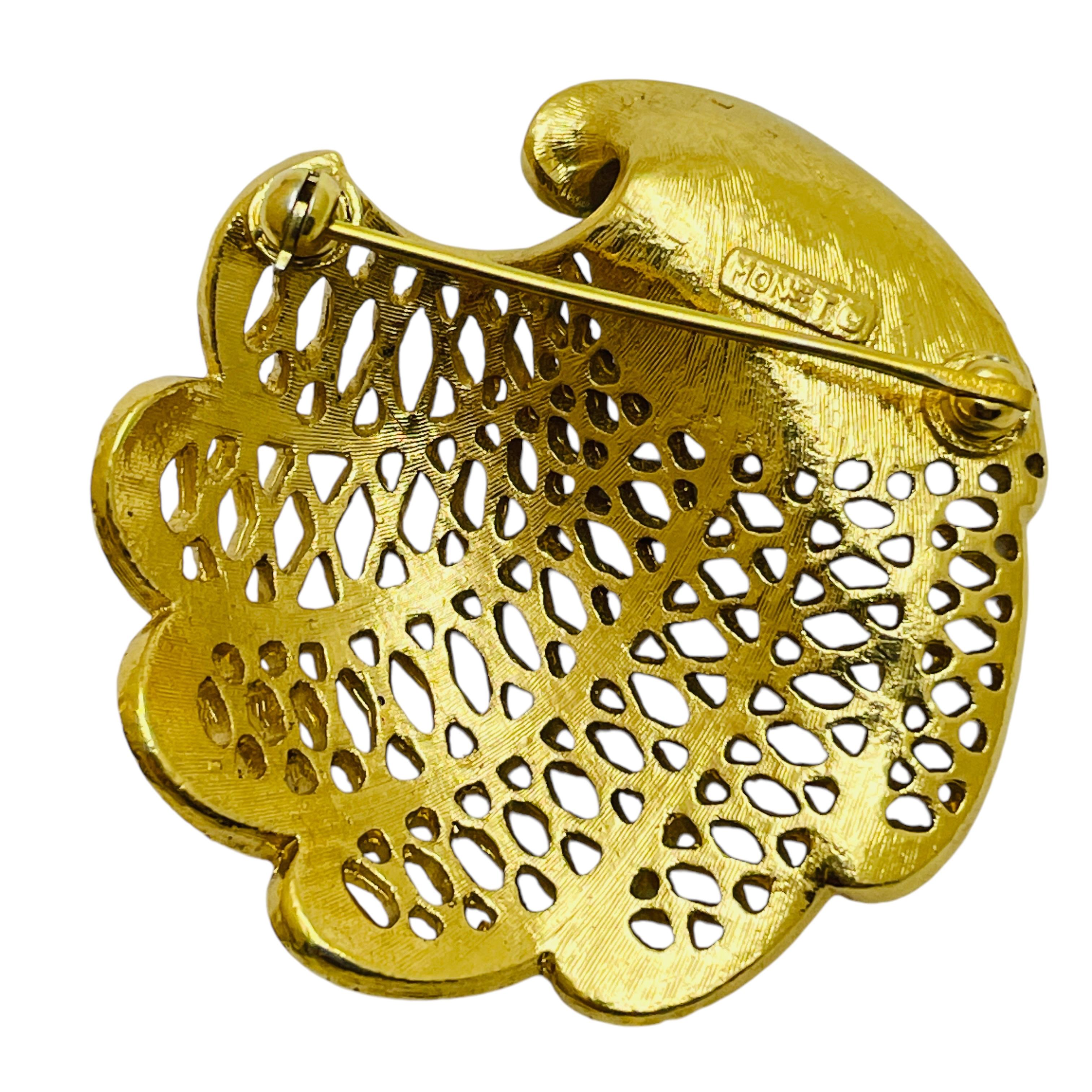 Vintage MONET signed gold tone designer brooch For Sale at 1stDibs
