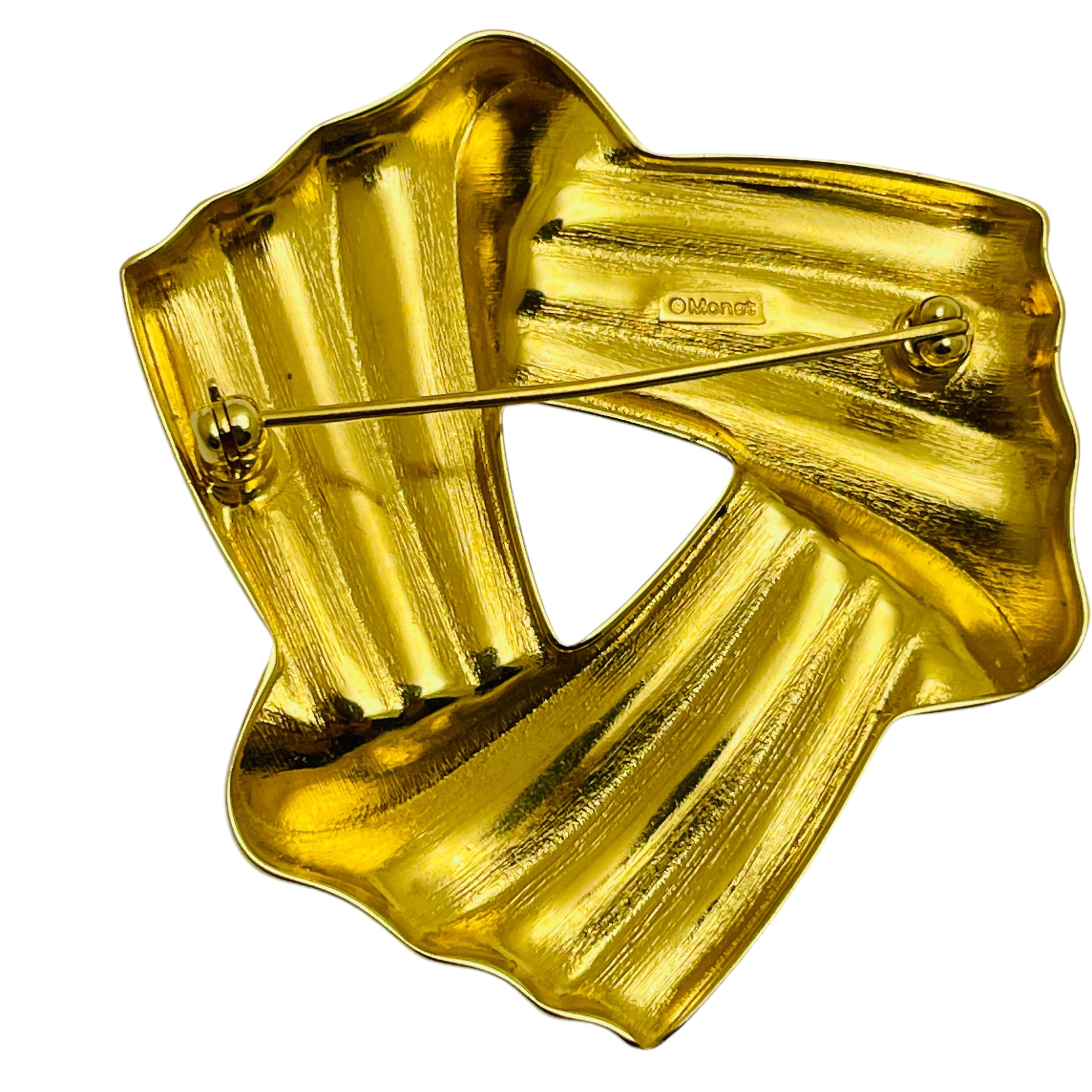 Vintage MONET signed gold tone designer brooch For Sale at 1stDibs