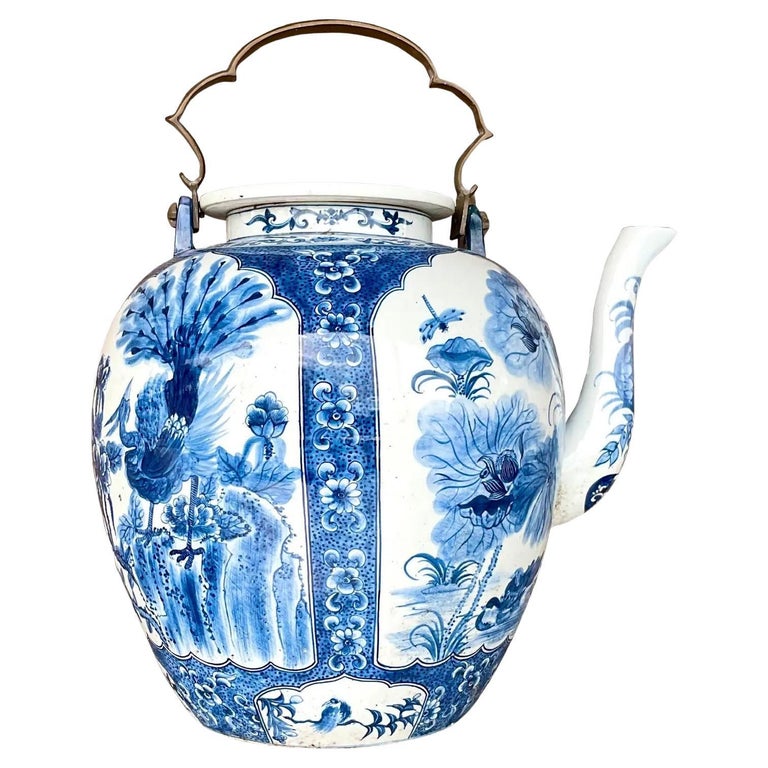 Vintage Monumental Asian Blue and White Crane Teapot For Sale at 1stDibs