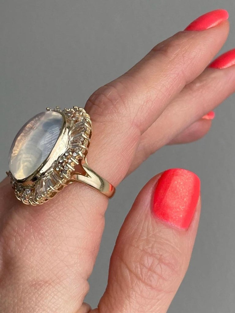 Vintage Moonstone Cabochon Cocktail Ballerina Ring For Sale at 1stDibs