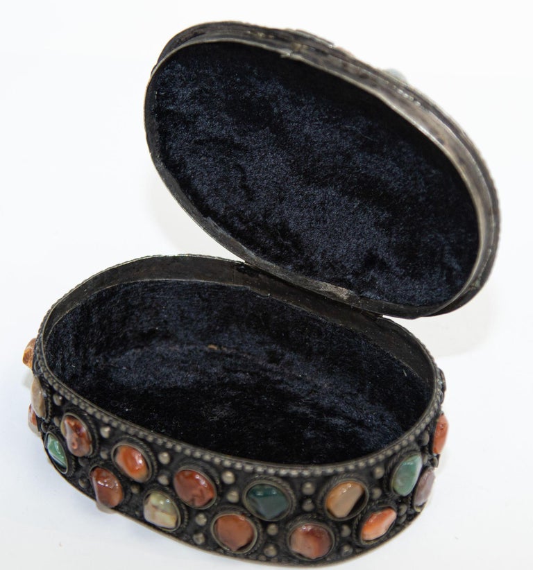 Vintage Moorish Sajai Box Inlaid with Agate Stones For Sale at 1stDibs