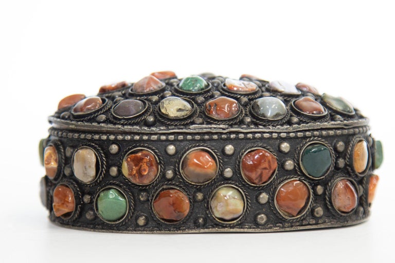Vintage Moorish Sajai Box Inlaid with Agate Stones For Sale at 1stDibs