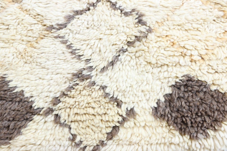 Vintage Moroccan Azilal Rug, Neutral Berber Moroccan Rug with Neutral ...