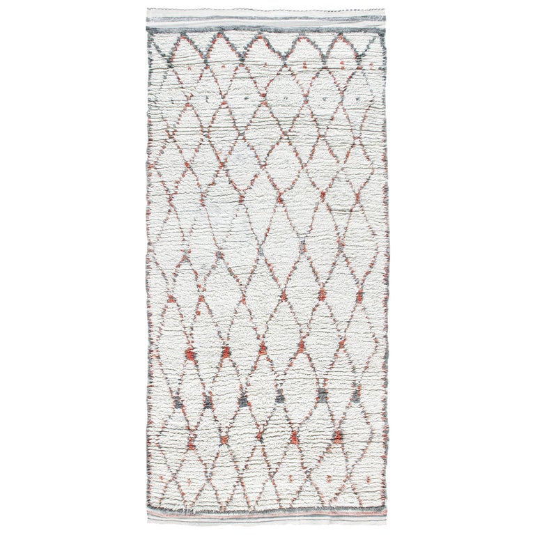 Vintage Moroccan Beni Ourain Boujad Berber Tribal Rug For Sale at 1stDibs
