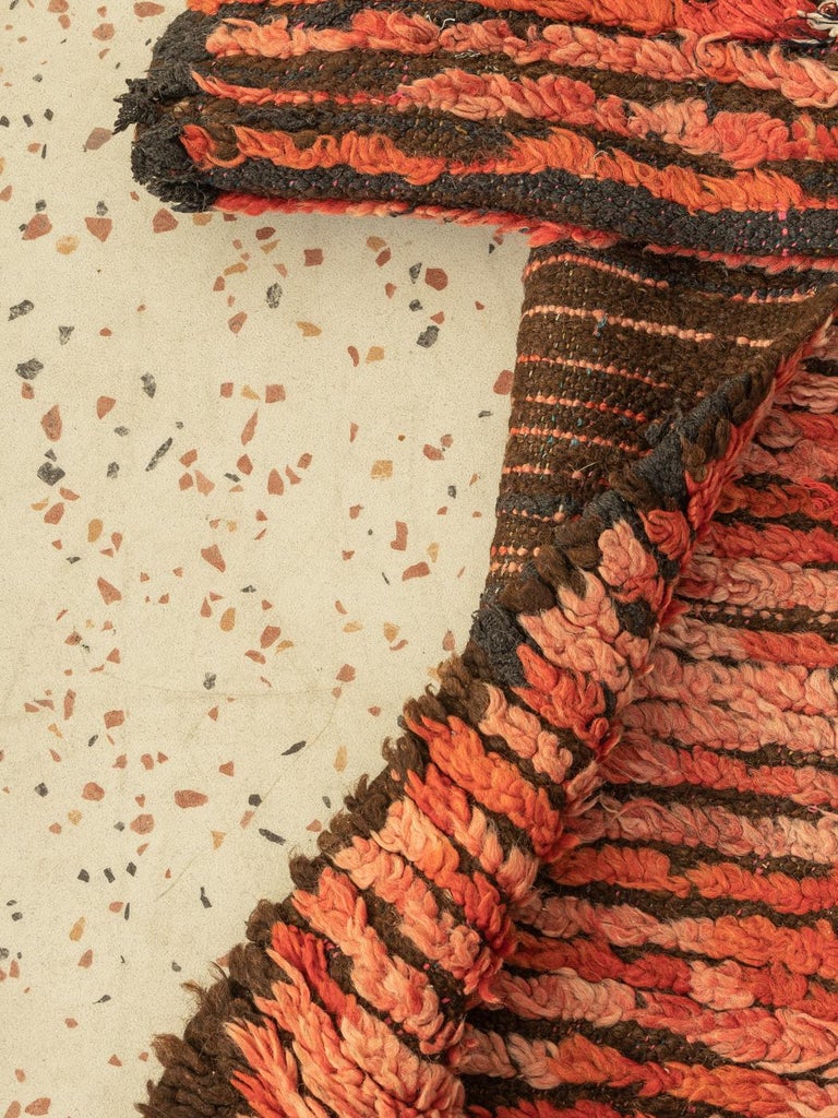 Vintage Moroccan Rehamna Berber Rug Haouz of Marrakesh For Sale at 1stDibs