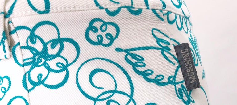 Vintage Moschino Size 6 Turquoise Blue and White Novelty Clam Digger ...