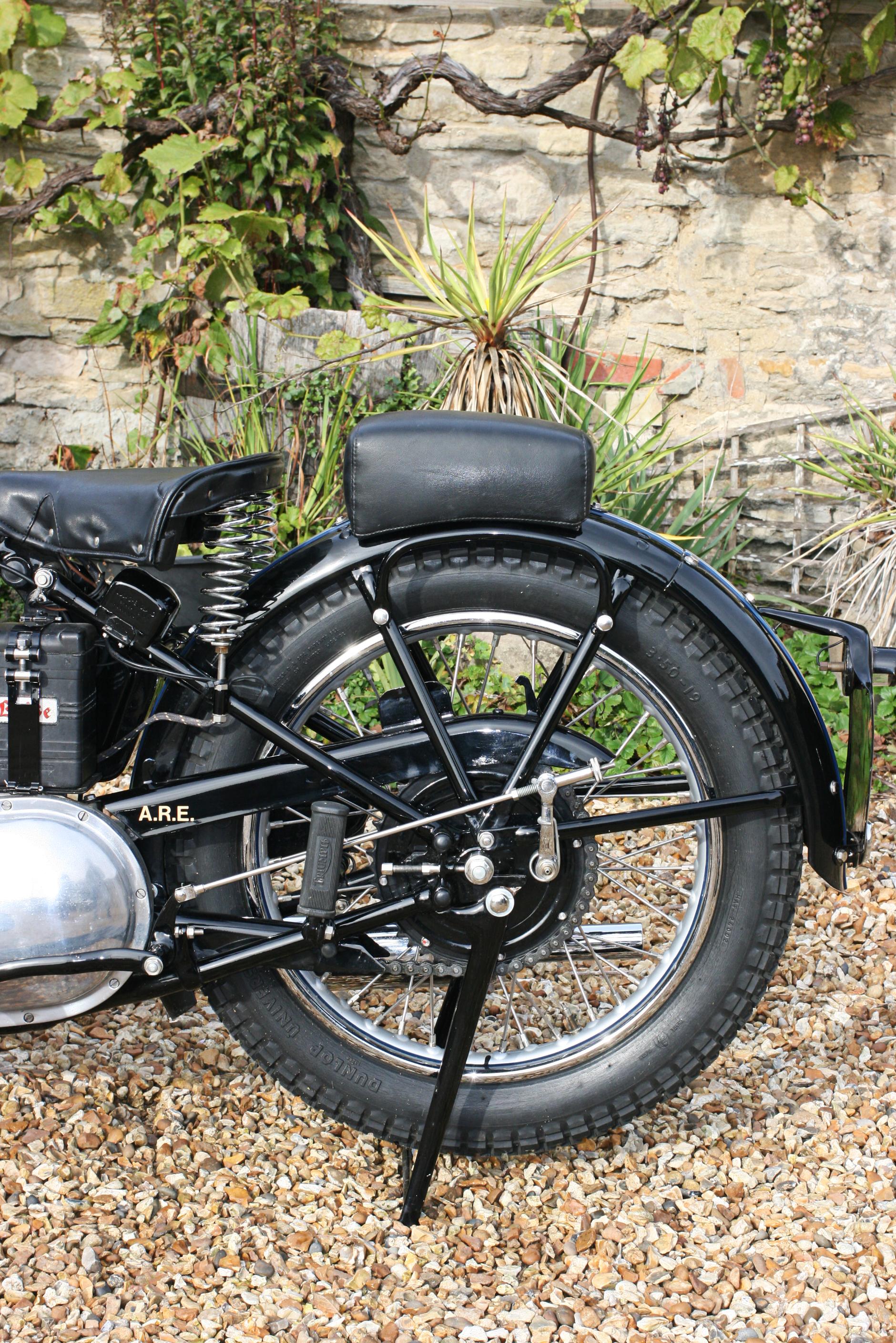 Vintage Motorcycle, Triumph T90, 500 cc Single Cylinder For Sale at 1stDibs