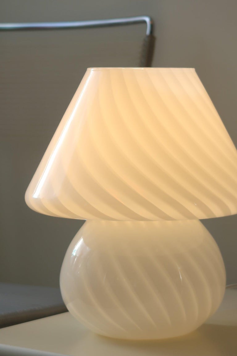 Vintage Murano 1970s Mushroom White Swirl Table Lamp For Sale at 1stDibs