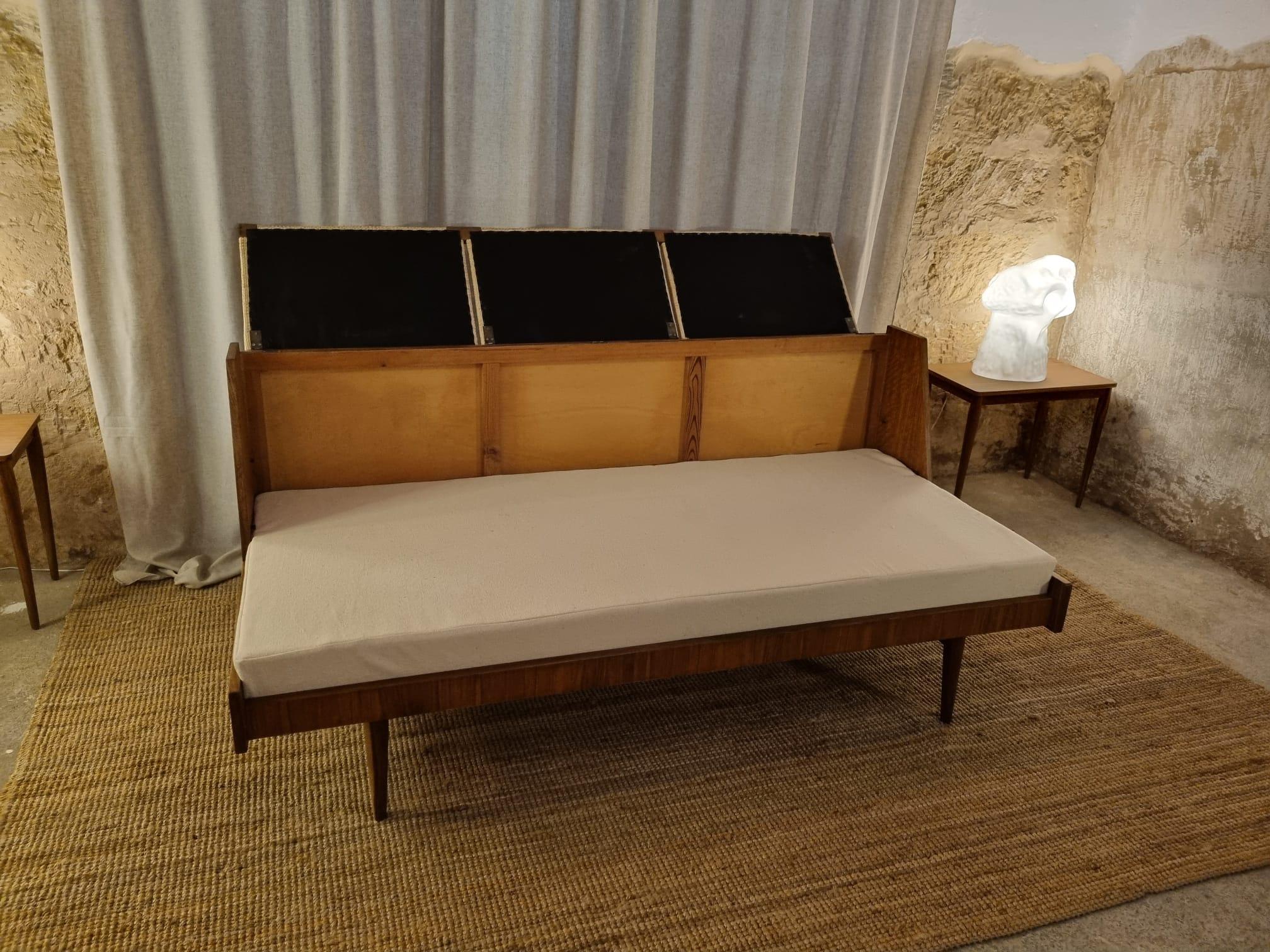 Vintage Nordic Restored Walnut Daybed in Ecru Cotton Fabric, 1970s For ...