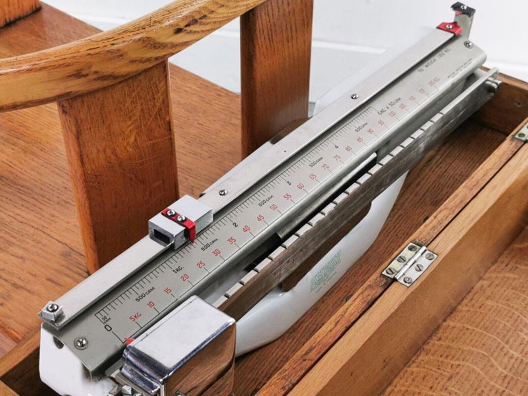 Vintage Oak Jockey Weighing Scales for Horse Racing For Sale at 1stDibs