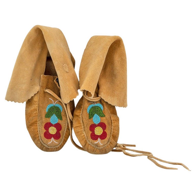 Vintage Ojibwe Beaded Moose Skin Moccasins, 1950s Leather First Nation ...
