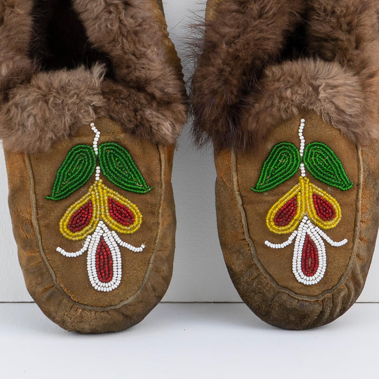 Vintage Ojibwe Beaded Moose Skin Moccasins, 1950s Leather First Nation ...