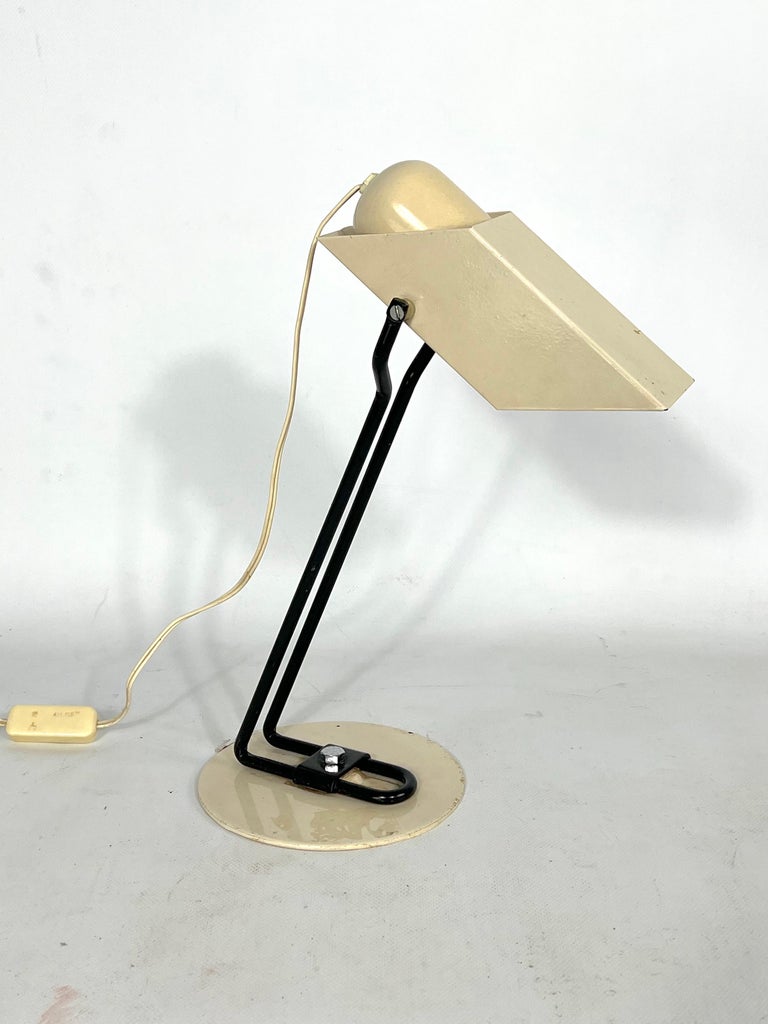 Vintage orientable Italian table lamp from 70s For Sale at 1stDibs