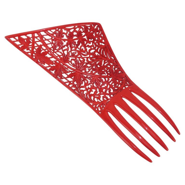 Vintage Ornate Red Lacquer Resin 'Peineta' Hair Comb For Sale at 1stDibs