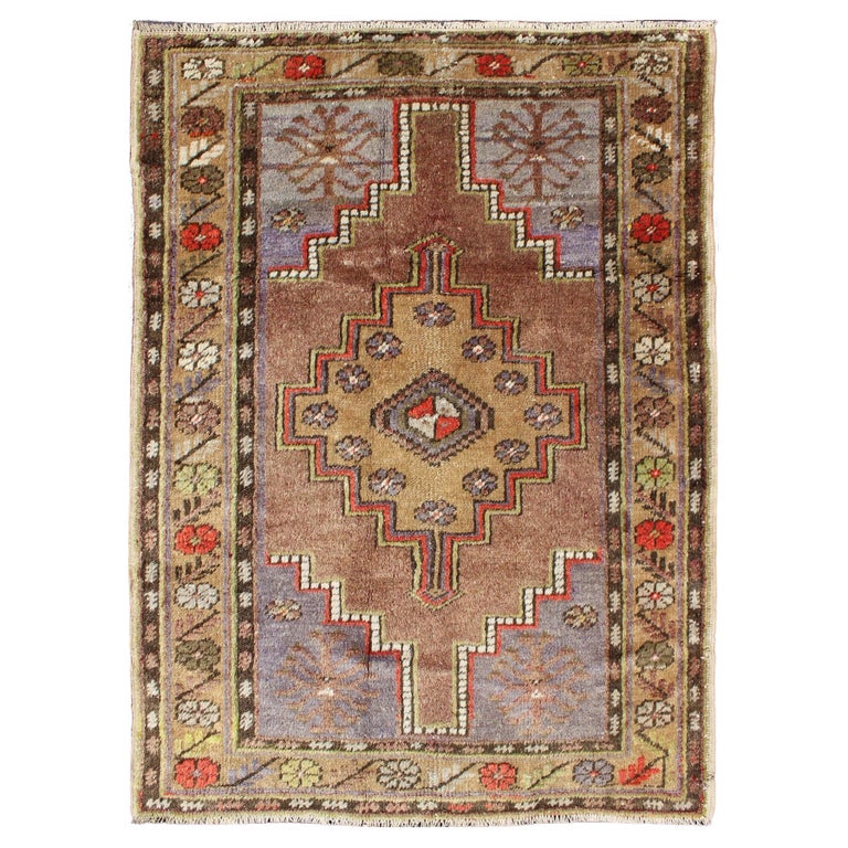 Vintage Oushak with Geometric Motifs Filled with Medallion For Sale at ...