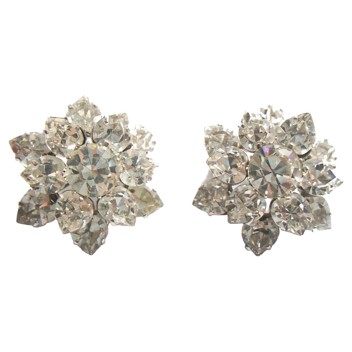 Vintage Rhinestone Trifari Brooch At 1stdibs Trifari Rhinestone