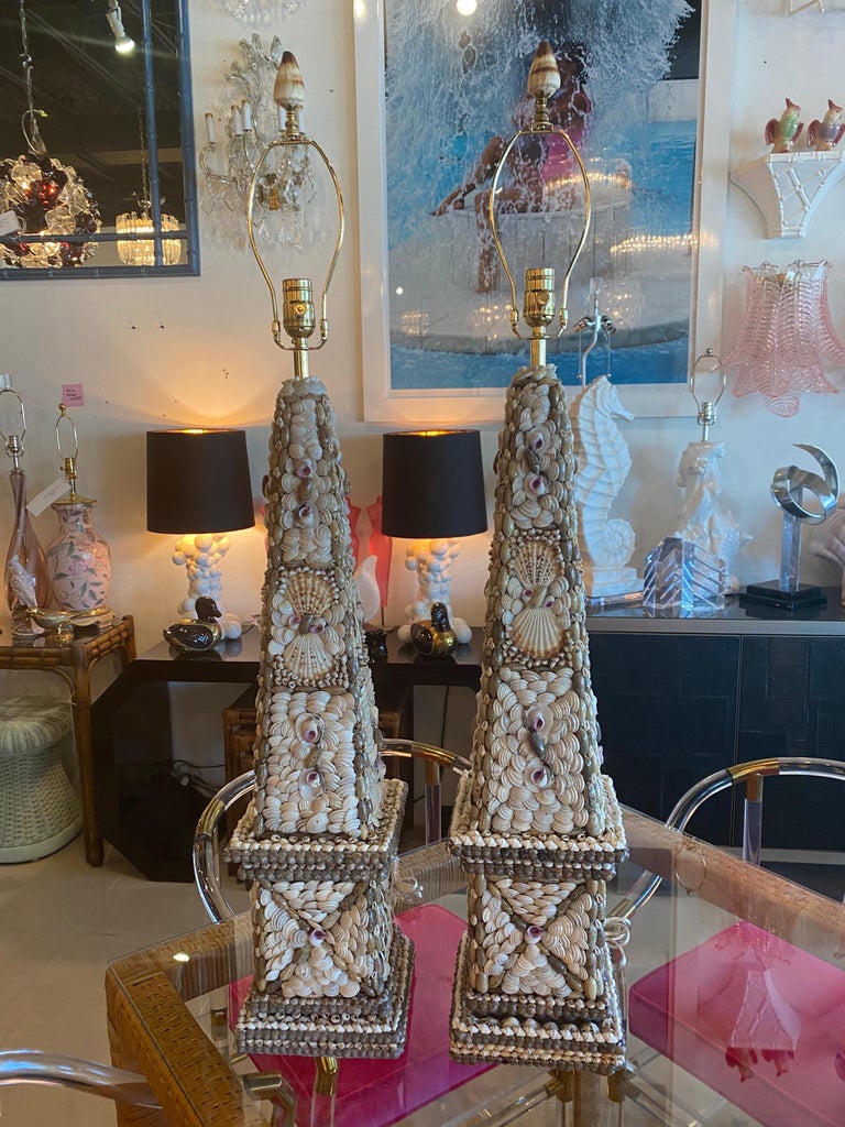 Vintage Pair Large Palm Beach Seashell Shell Obelisk Table Lamps Newly ...