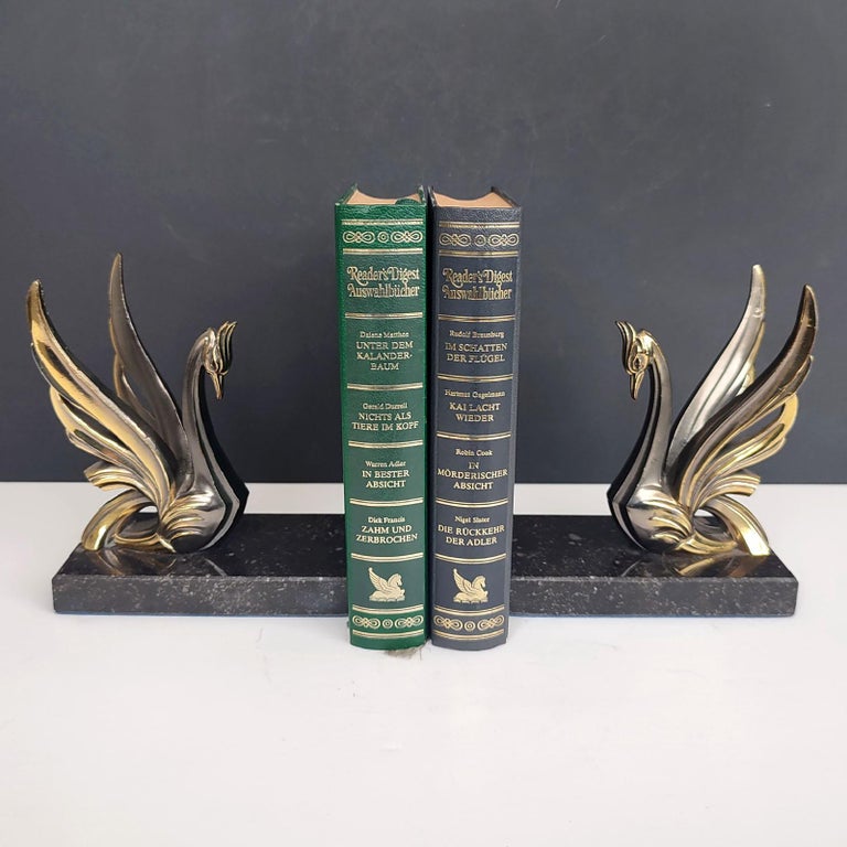 Vintage Pair of Art Deco Swan Bookends, circa 1950 For Sale at 1stDibs