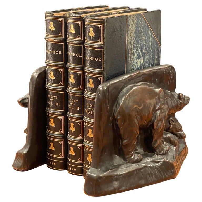 Vintage Pair of Bronze Clad Grizzly Bear Bookends For Sale at 1stDibs