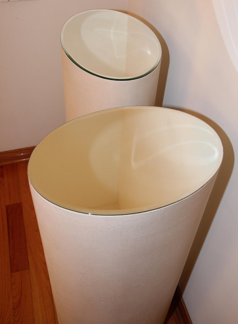 Vintage Pair of Ellipse Pedestals by Global Views For Sale at 1stDibs