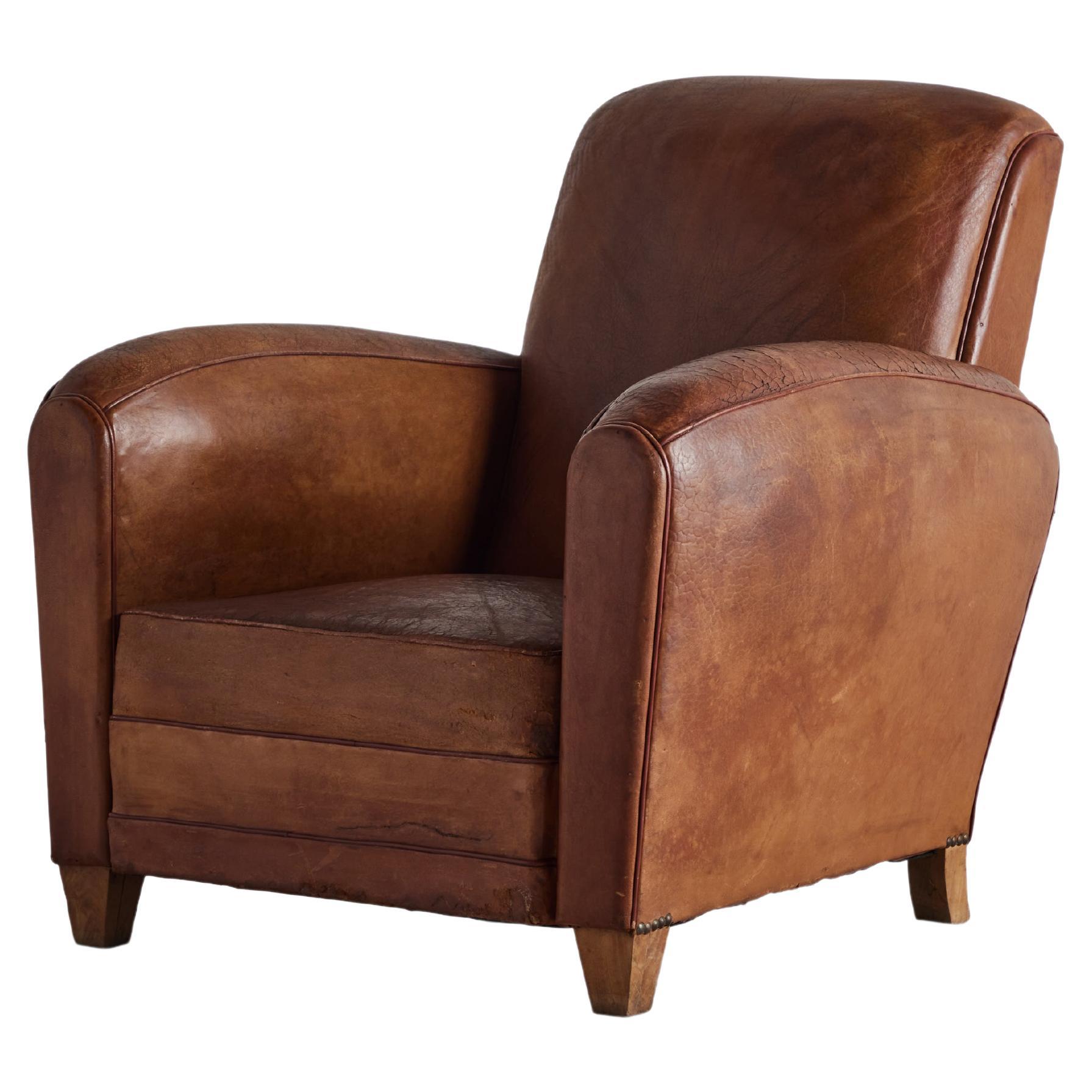 Pair of Vintage Leather Club Chairs at 1stDibs
