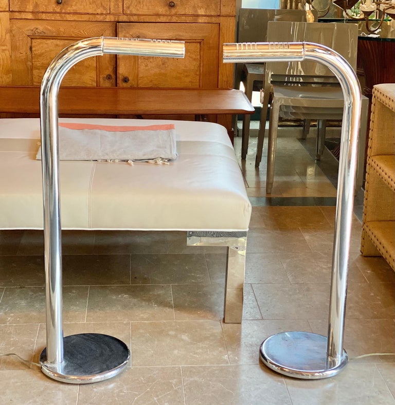 Vintage Pair of Mid-Century Tube Lamps For Sale at 1stDibs