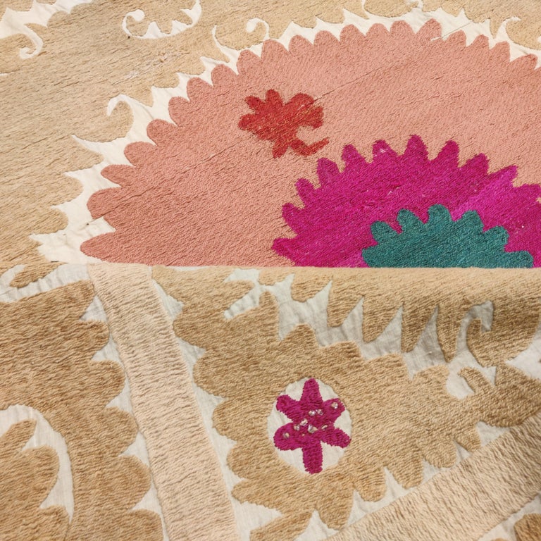 Vintage Pastel Coloured Central Asian Suzani Embroidery For Sale at 1stDibs